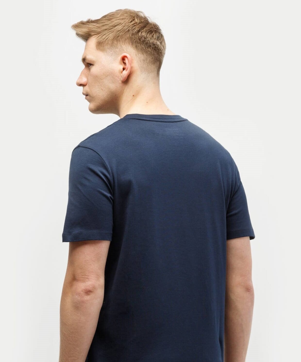 Мужская футболка Timberland SS MTR Print Crew Tee Reg по цене 2280.0 ...