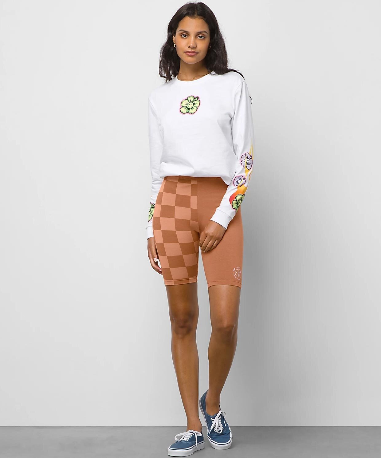 Женские тайтсы Vans Em On Holiday Legging Short по цене 3450.0 | Sneaks.kg