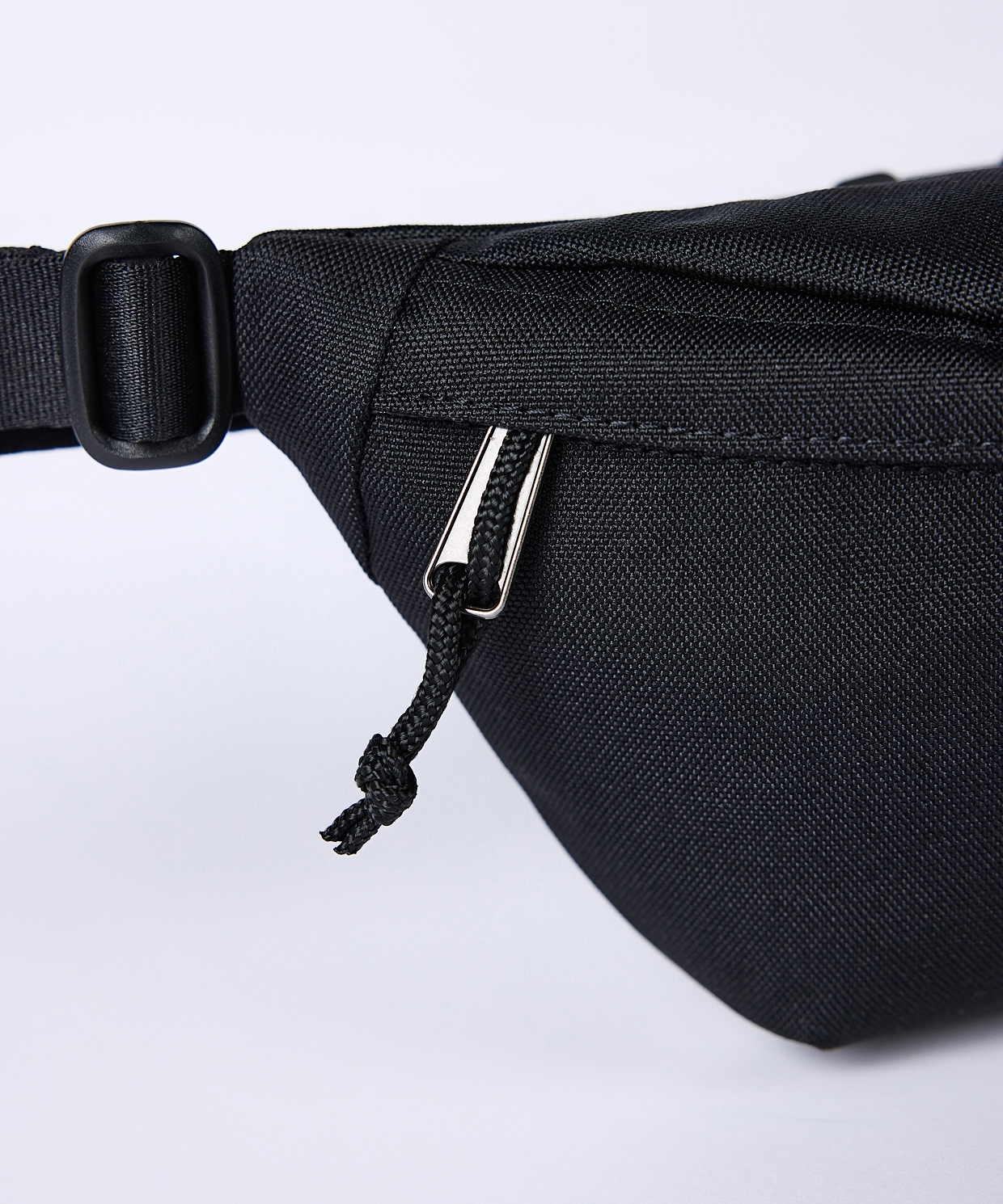 Herschel Classic Hip Pack | UNISEX | 11382-00001-OS-001 | Sneaks Up